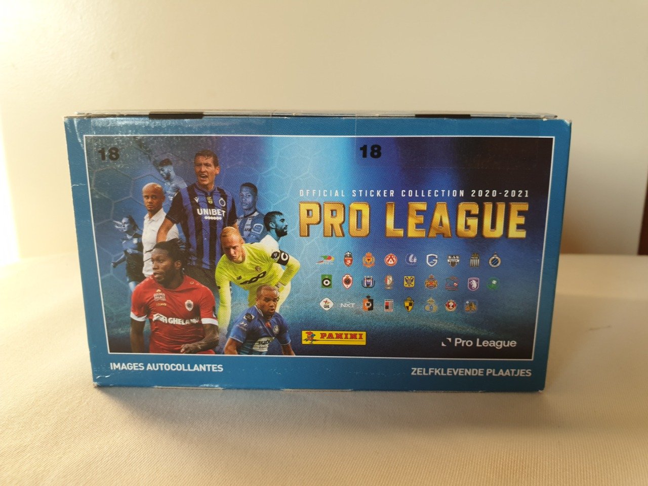 Panini Pro League 2020/2021 box de 100 pochettes stickercollection.club