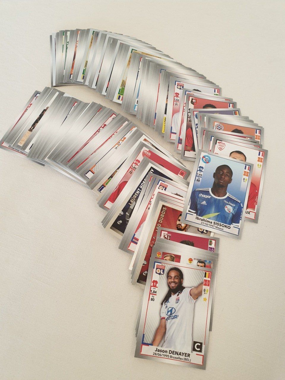 Panini Foot 2019 images a la pièces stickercollectione.club